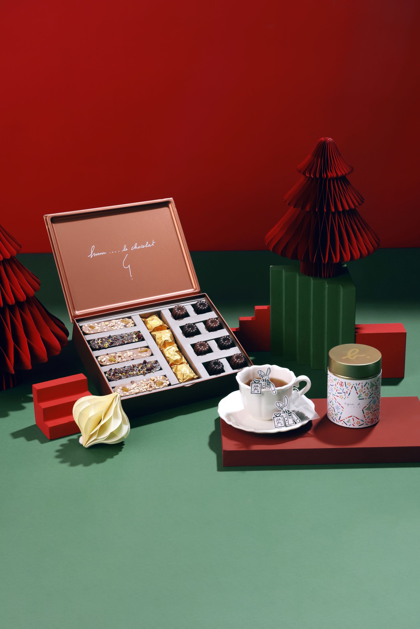 agnès b. CAFÉ Christmas Collection 2023 - Hong Kong Times Square