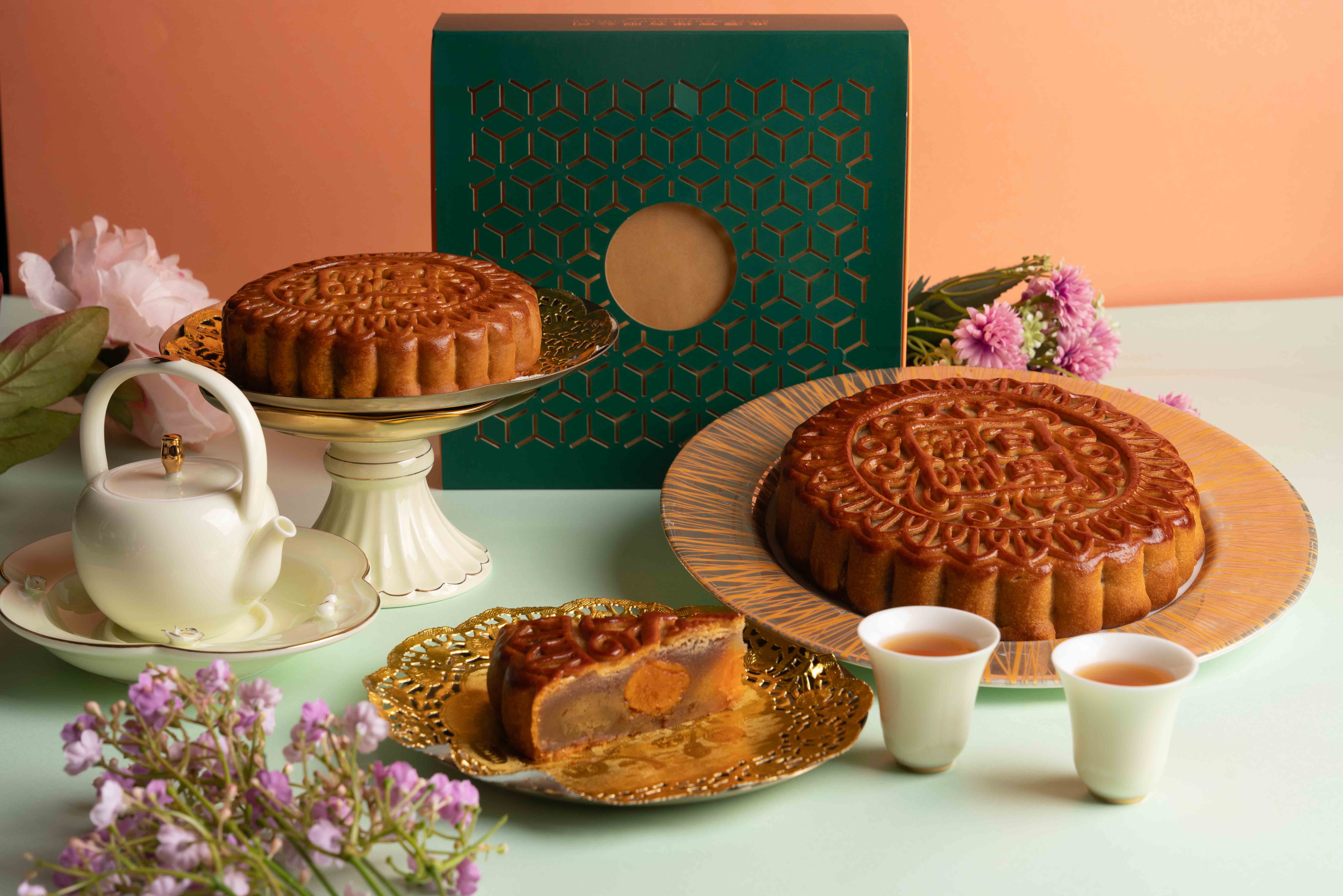 Pak Loh Chiu Chow’s Five Exquisite Mooncake Gift Sets - Hong Kong Times ...